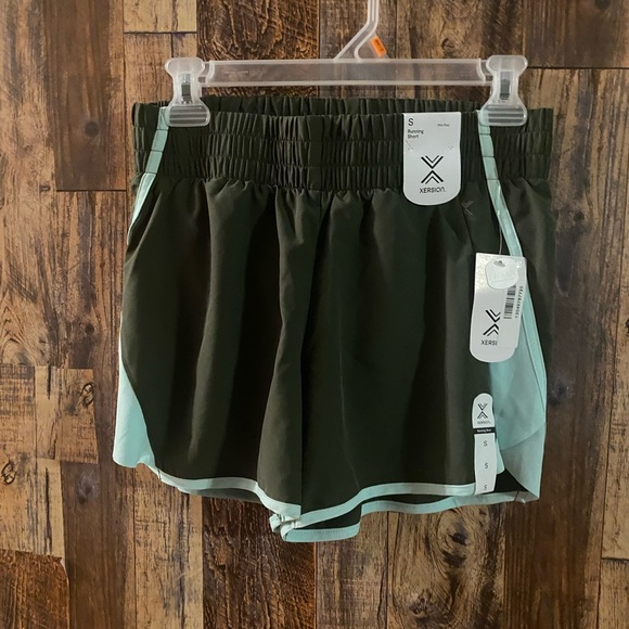 Xersion | Shorts | Nwt Xersion Green Mid Rise Athletic Running Shorts ...